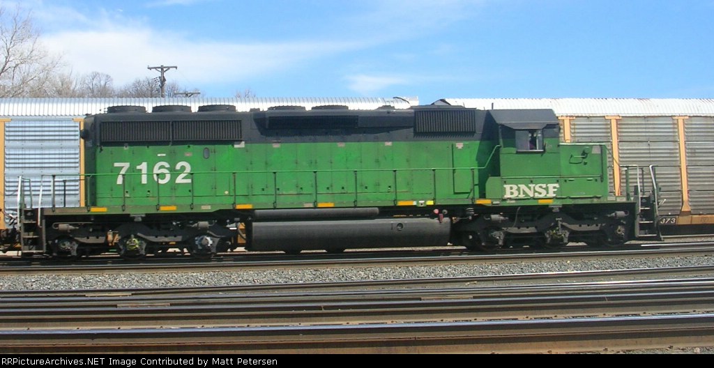 BNSF 7162